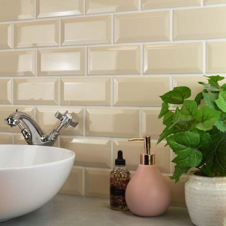 Cream Metro 200 x 100 Glazed Ceramic Wall Kitchen - Tiles of London